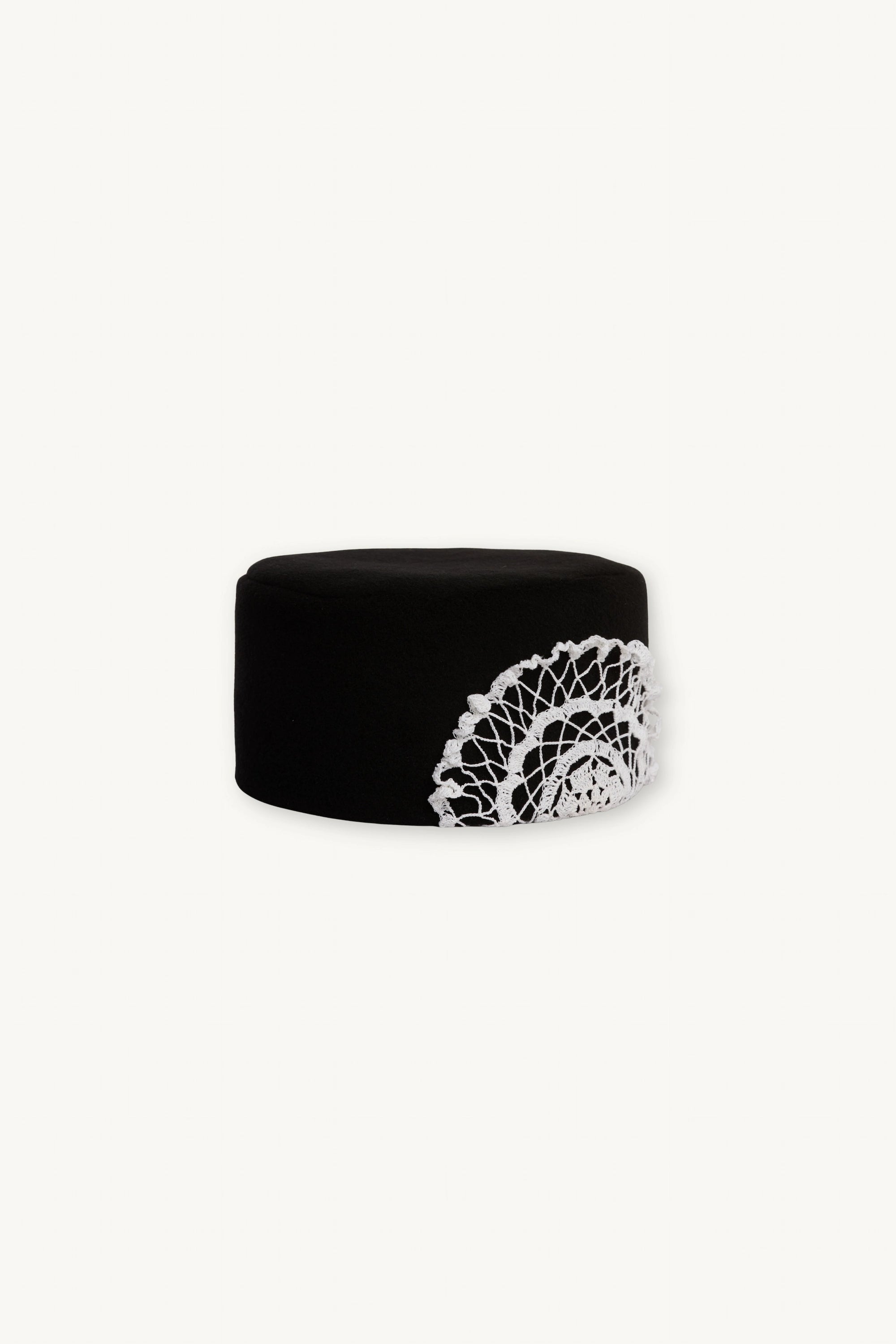 ORNIS PILLBOX HAT | MAISON MAGDALENA